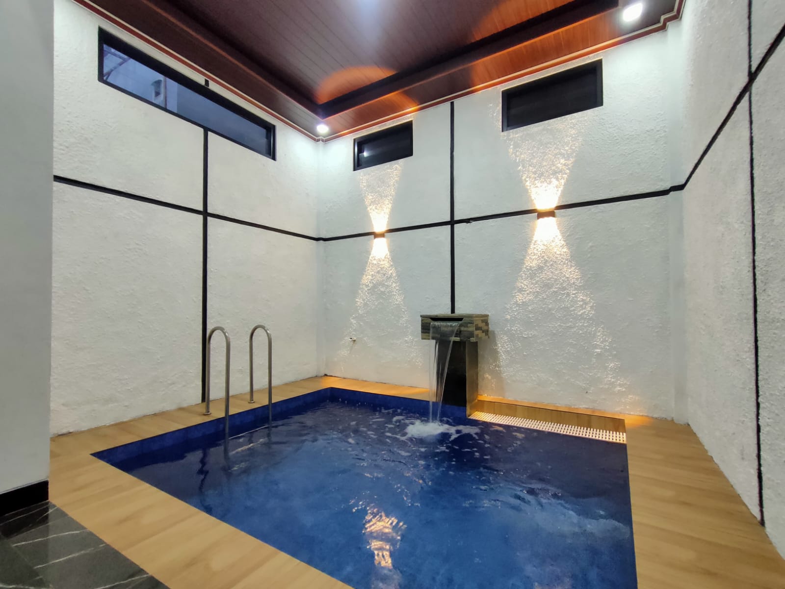 Sam Villa Batu Malang - Villa Kota Batu Murah